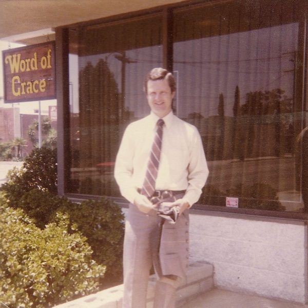 Small Church Apologizes for Alleged Pedophile Pastor; MacArthur Claims ...