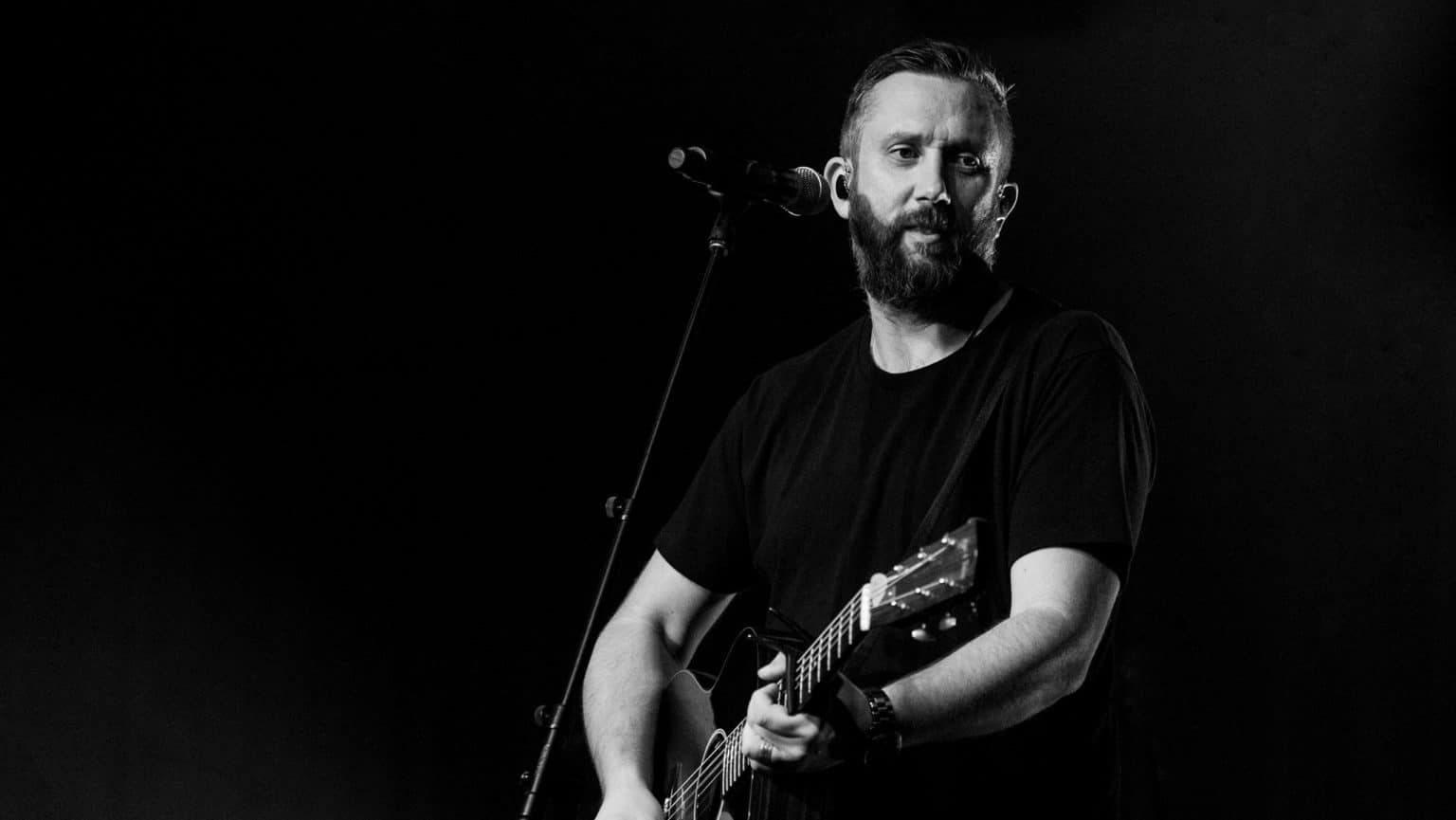 Colorado Megachurch Fires Former Vertical Worship Leader Over Infidelity