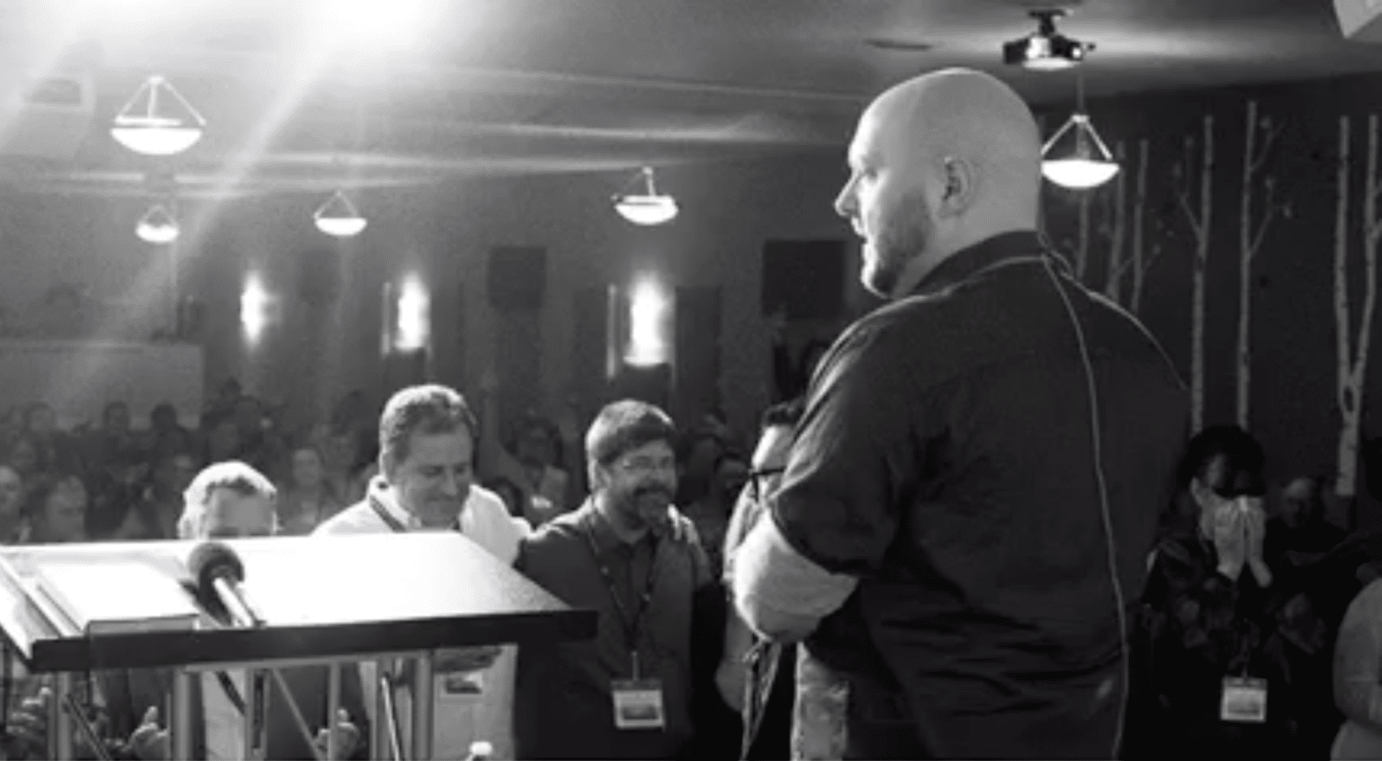 Disgraced Teacher Jon Welton Stages Ministry Comeback Over Victims ...