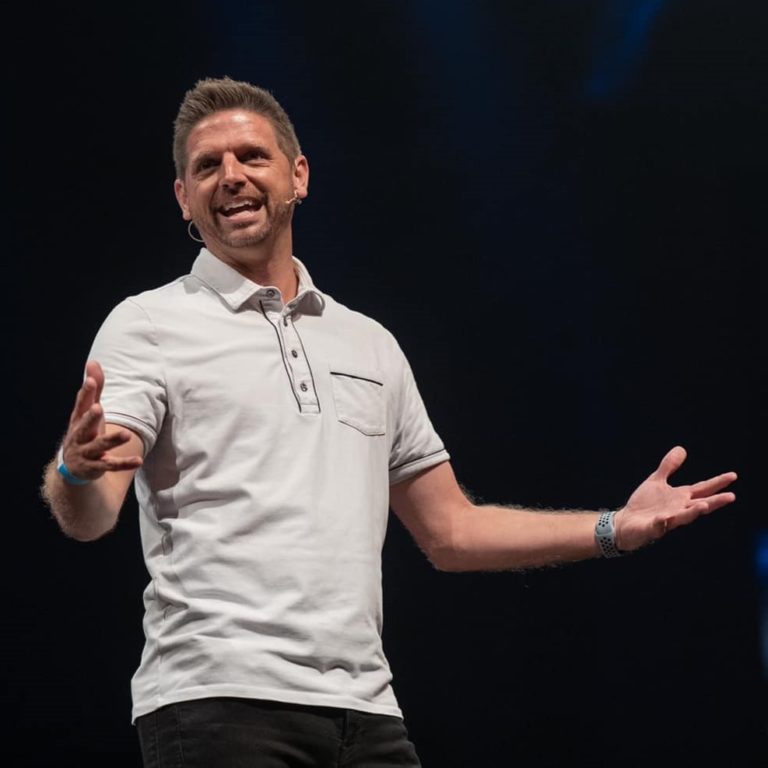 ‘Back In the Game’: Pastor Ousted from Megachurch Launches FL Church