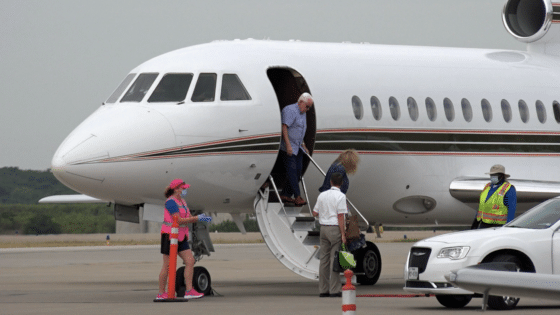 Prosperity Preachers Raise Money for New Jet During Copeland Telethon