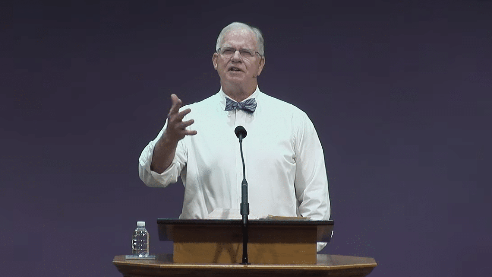 Pastor Tommy Nelson Retires 1 Year After Allegations of Ignoring ‘Red ...