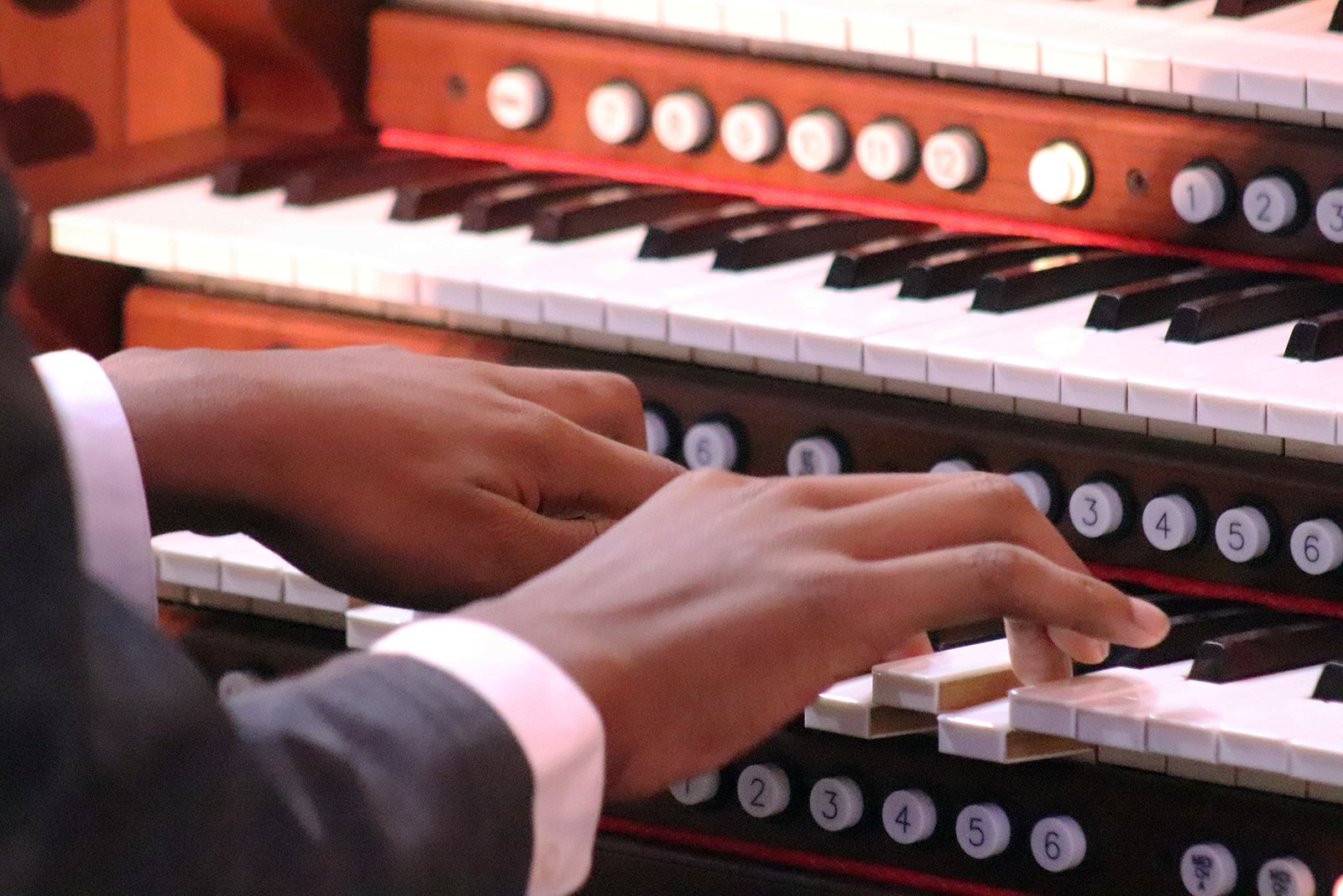 Young Organists Pull Out All The Stops to Inspire Interest In A ...