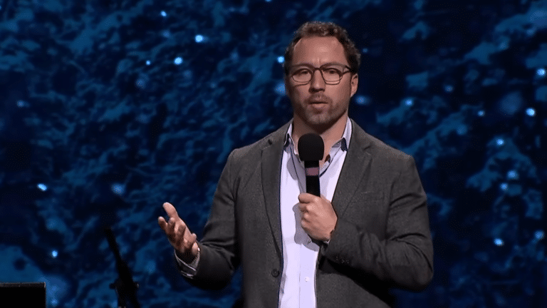 How IHOPKC Crisis Mgr Embodied Image He Was Hired to Fix