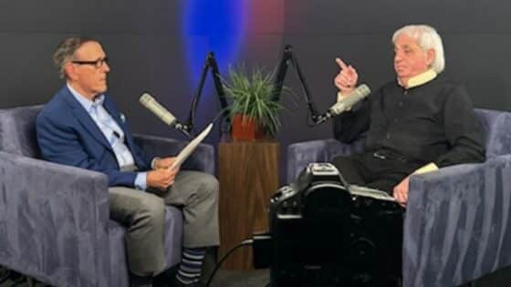 Benny Hinn Apologizes for Fundraising ‘Gimmickry’ While Defending Ministry