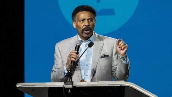 Tony Evans Steps Away from Leading Dallas Megachurch Due To ‘Sin’