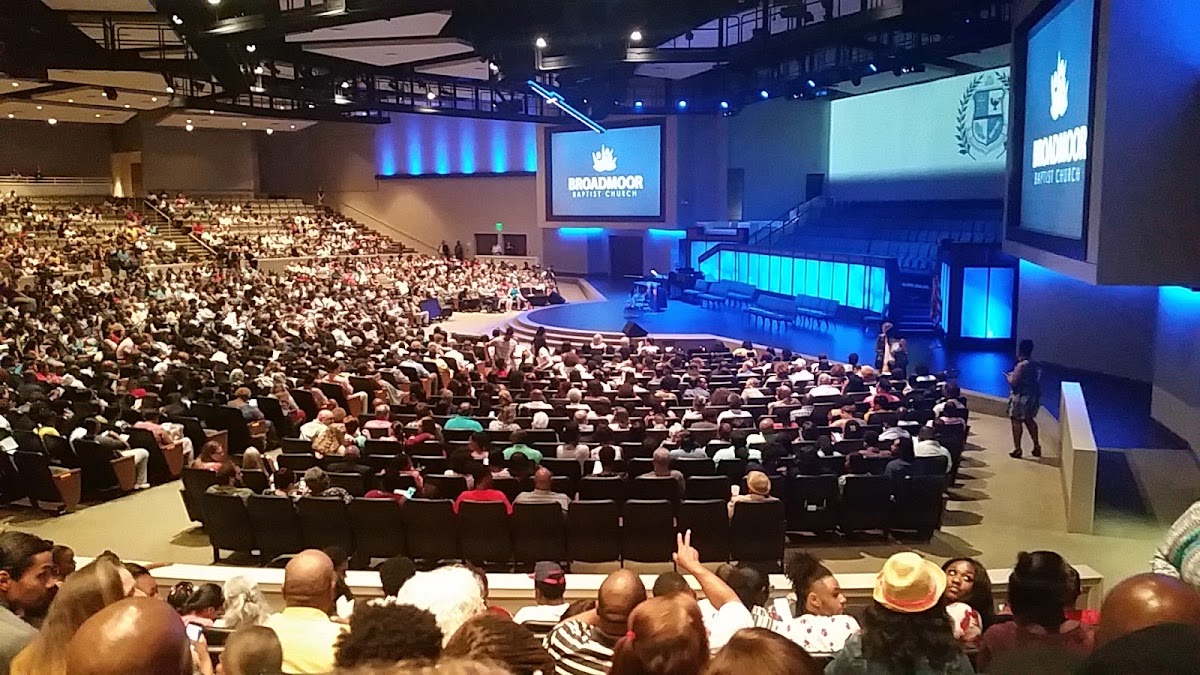 Broadmoor-Baptist-congregation | The Roys Report