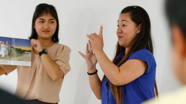 Missions Partnership Aims to Reach World's 70 Million Deaf People