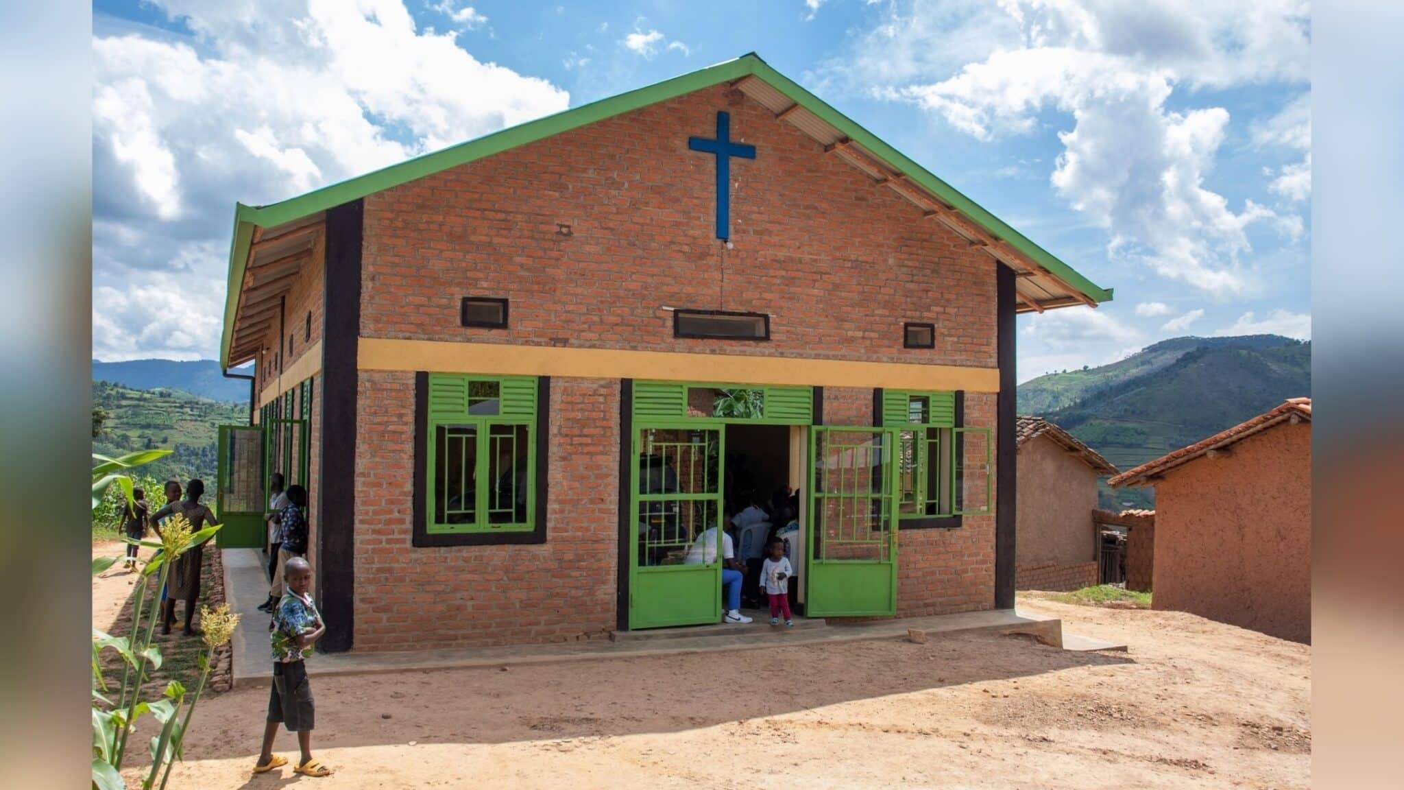 Members of Shuttered Rwandan Churches Gather in Homes