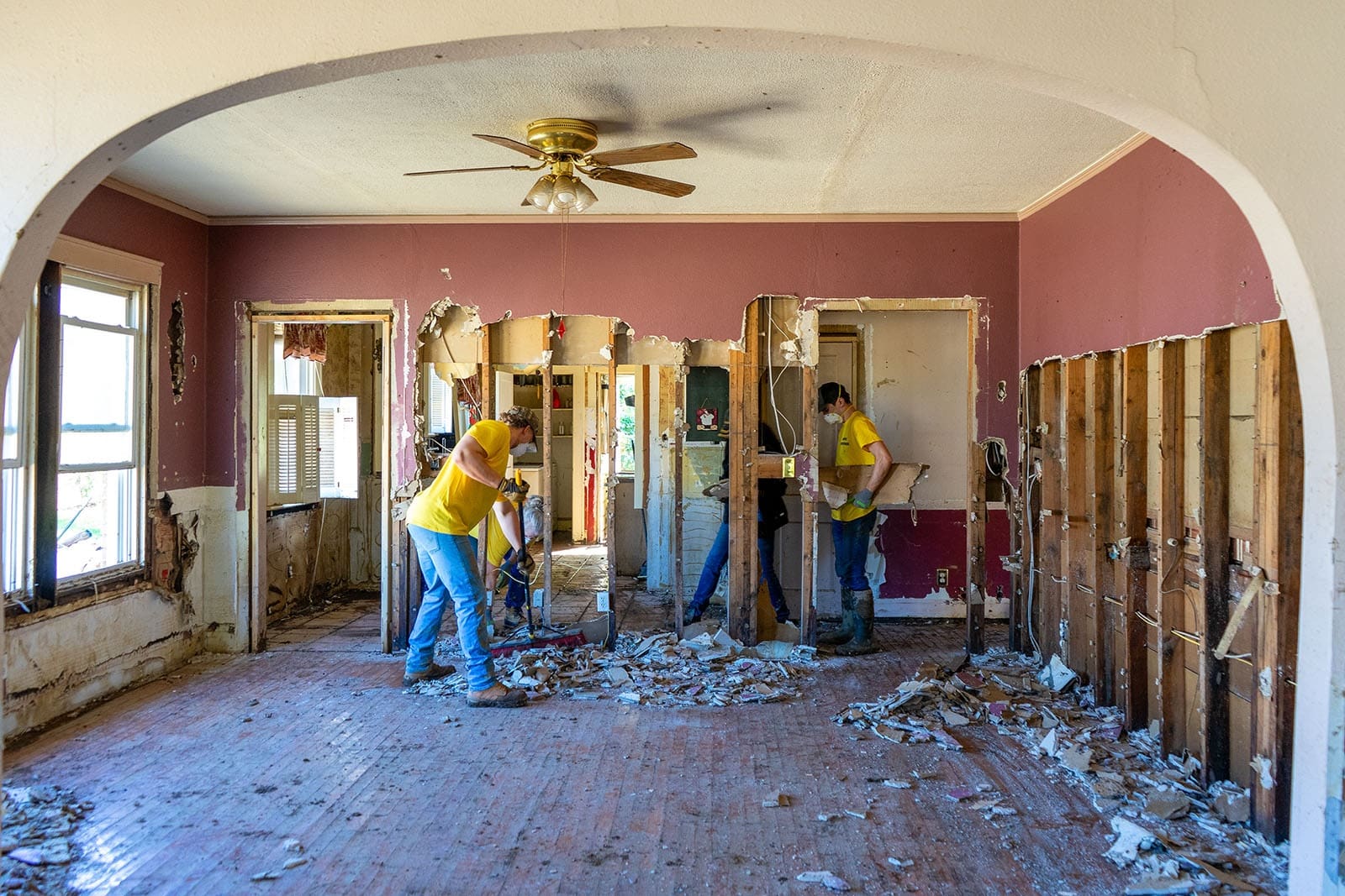 After 2 Hurricanes, Faith-Based Relief Groups Prepare for Long Haul