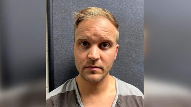 Worship Leader at Creation Museum Confesses to Sexually Abusing Teen