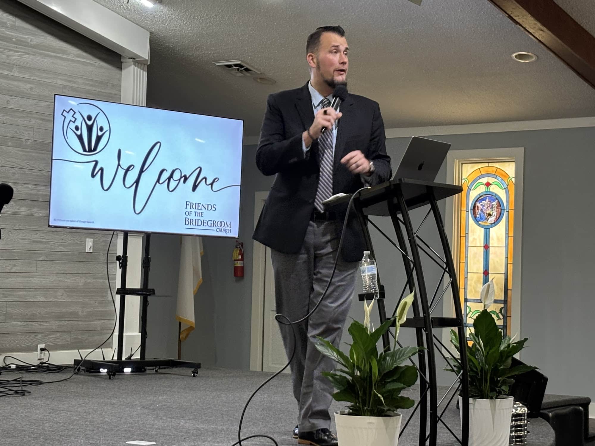 Chris-Reed-FOTB-church | The Roys Report
